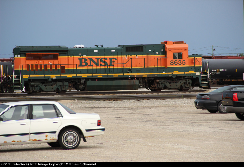 BNSF 8635